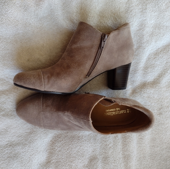 Naturalizer | Shoes | Naturalizer Booties | Poshmark